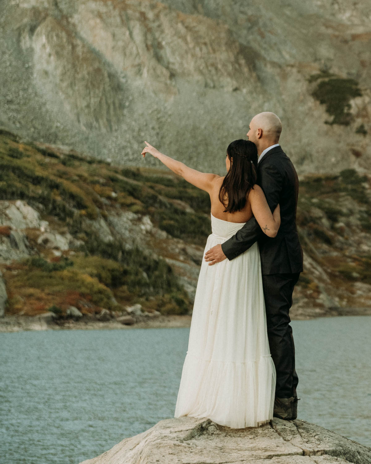 A Dreamy Sunrise Lake Isabelle Elopement - Colorado Elopement ...